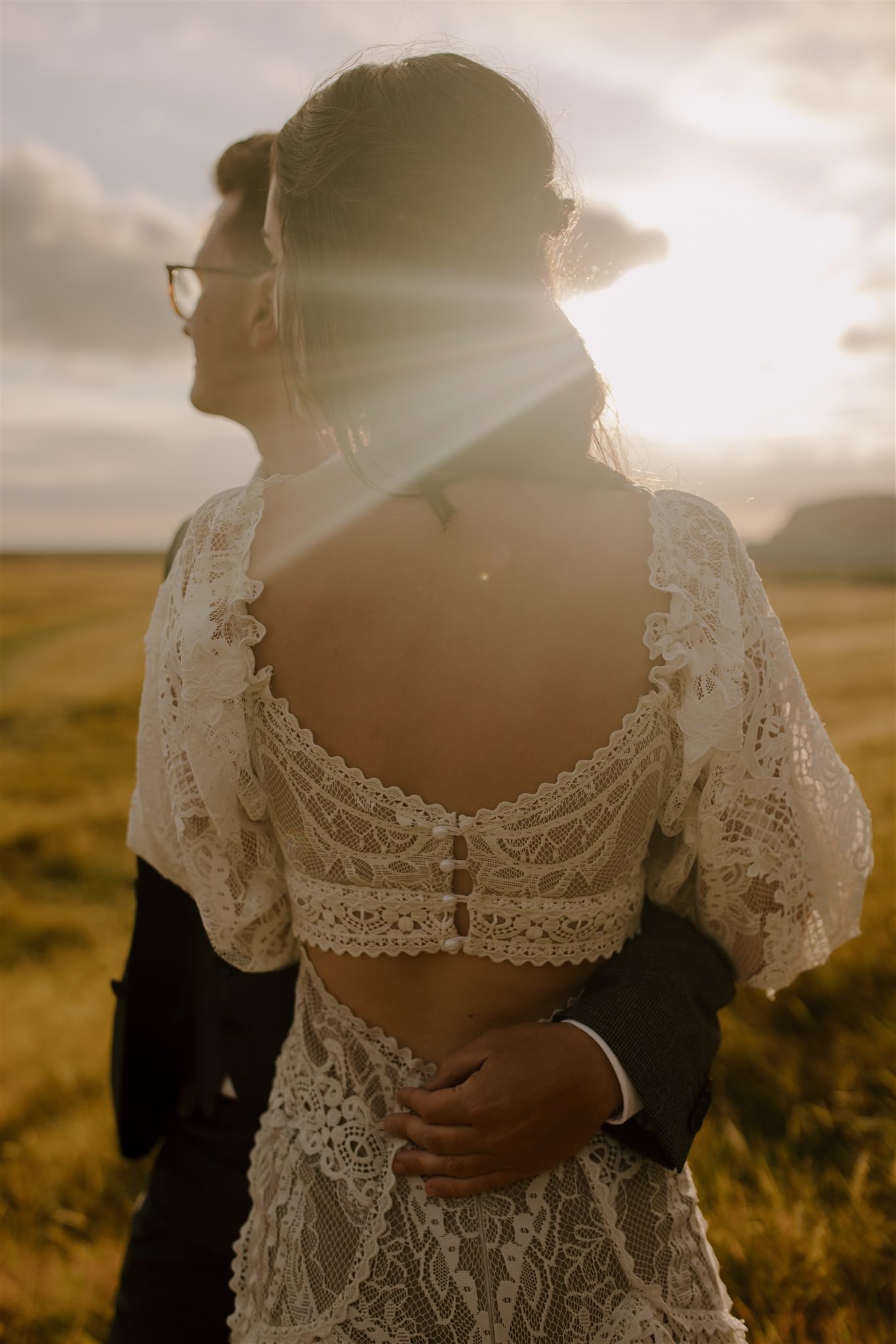 What to Wear for Your Iceland Couple Shoot - Styrmir & Heiðdís ...